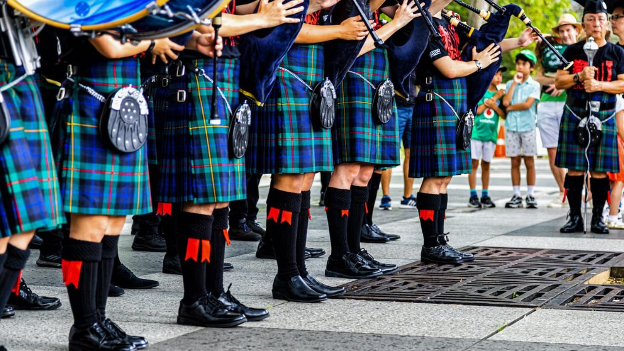 Where to Buy a Kilt: The Ultimate Guide - Scottish Outfits