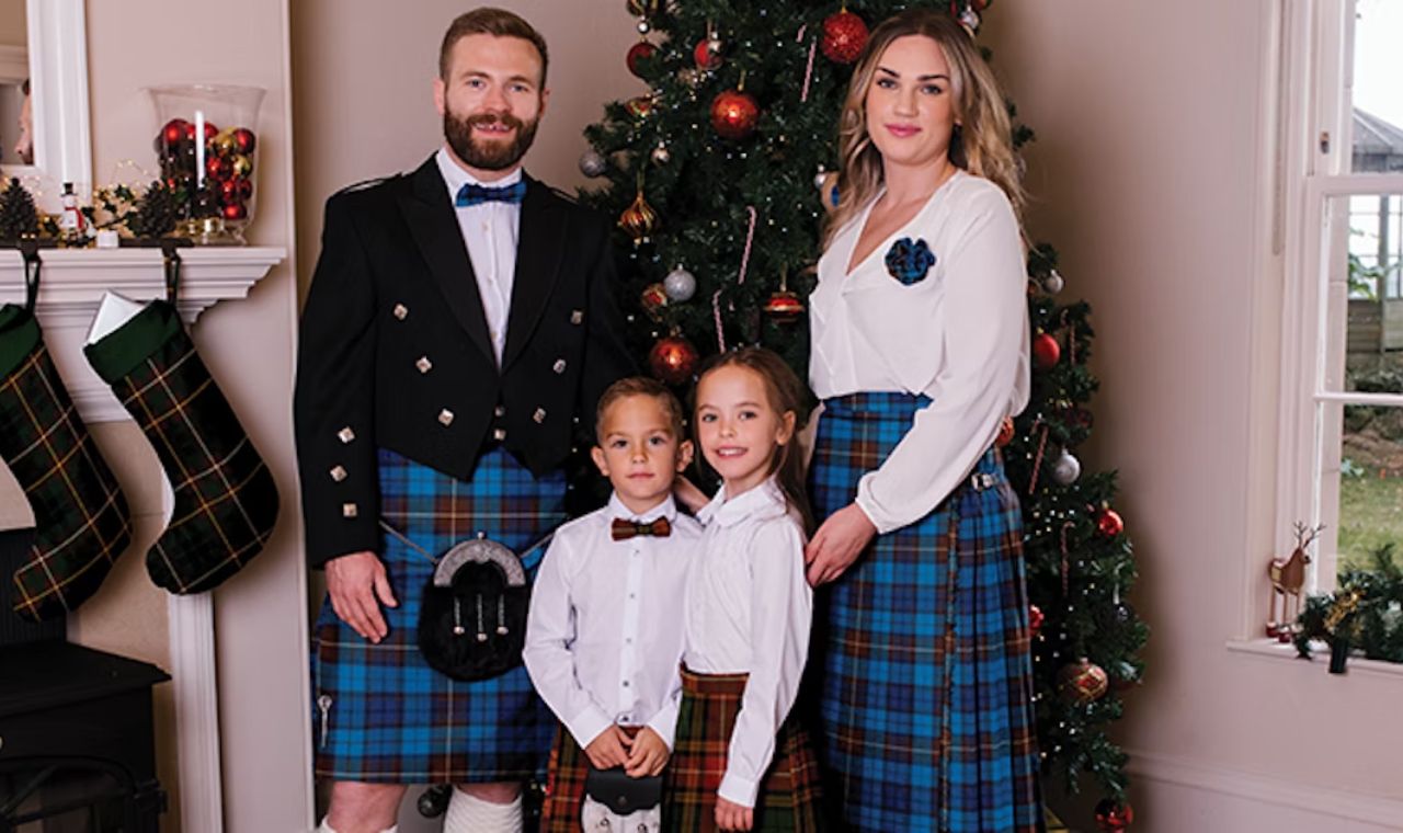 A Kilt for Christmas| Festive Scottish Kilts & Holiday Outfits ...